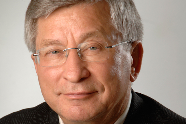 Poets&Quants | Dean Rips FT After Falling Out Of Ranking