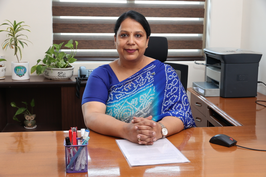 Poets&Quants | Meet The Indian Institute of Management Lucknow’s IPMX ...